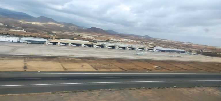 Calls to Build Second Runway at Alicante-Elche Airport | Spanishvida ...